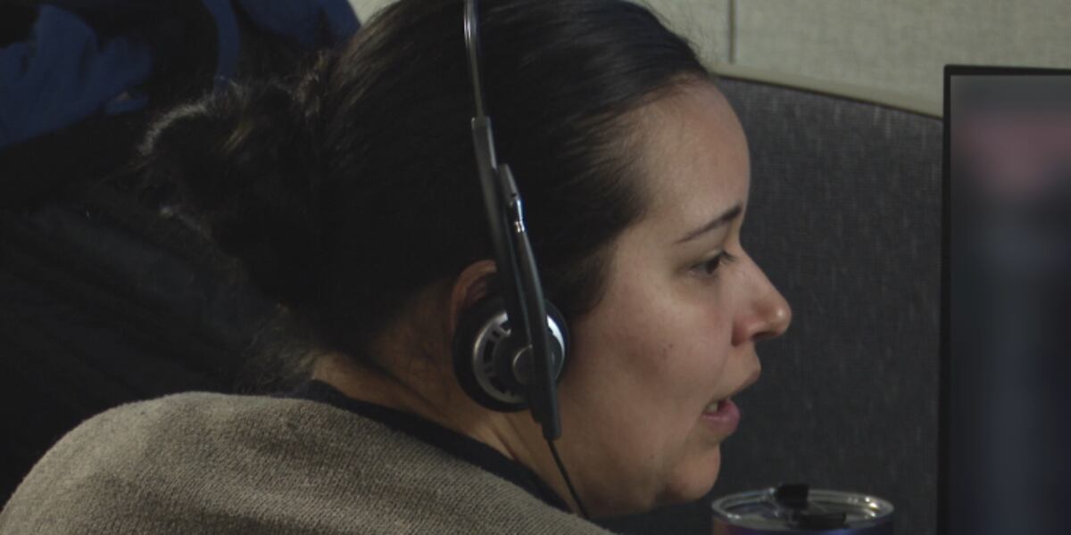 911 dispatchers talk about mental health toll 911 dispatchers talk about mental health toll
